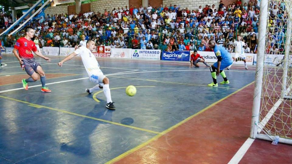 Educación Física y Danza: Micro Fútbol