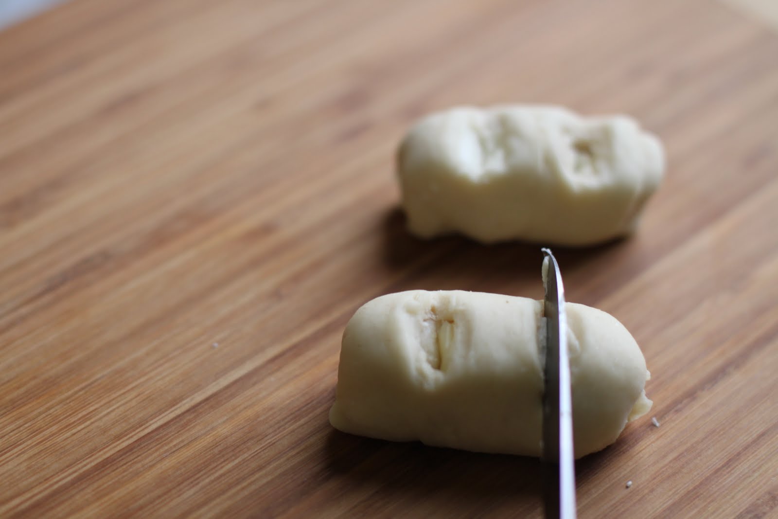 adilas kitchen: mini fatayer (mini stuffed breads) best bakes i ever made