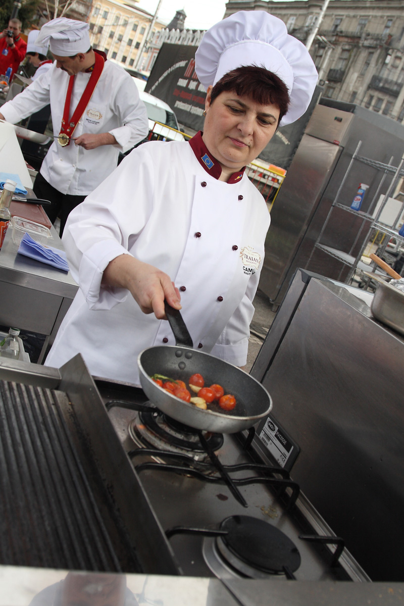 Radu Zarnescu: Moldavian's Chefs Challenge - Iasi 2013
