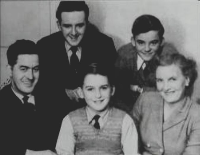 O Baú do Edu: LOUISE FRENCH HARRISON - GEORGE'S MOTHER