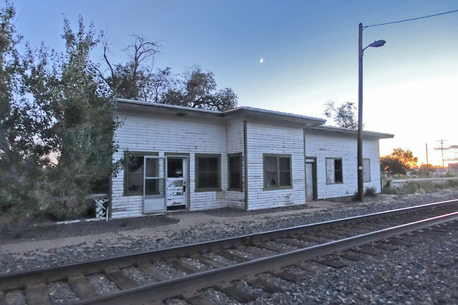 Dead and Dying: Sego ghost town and Thompson Springs, Utah