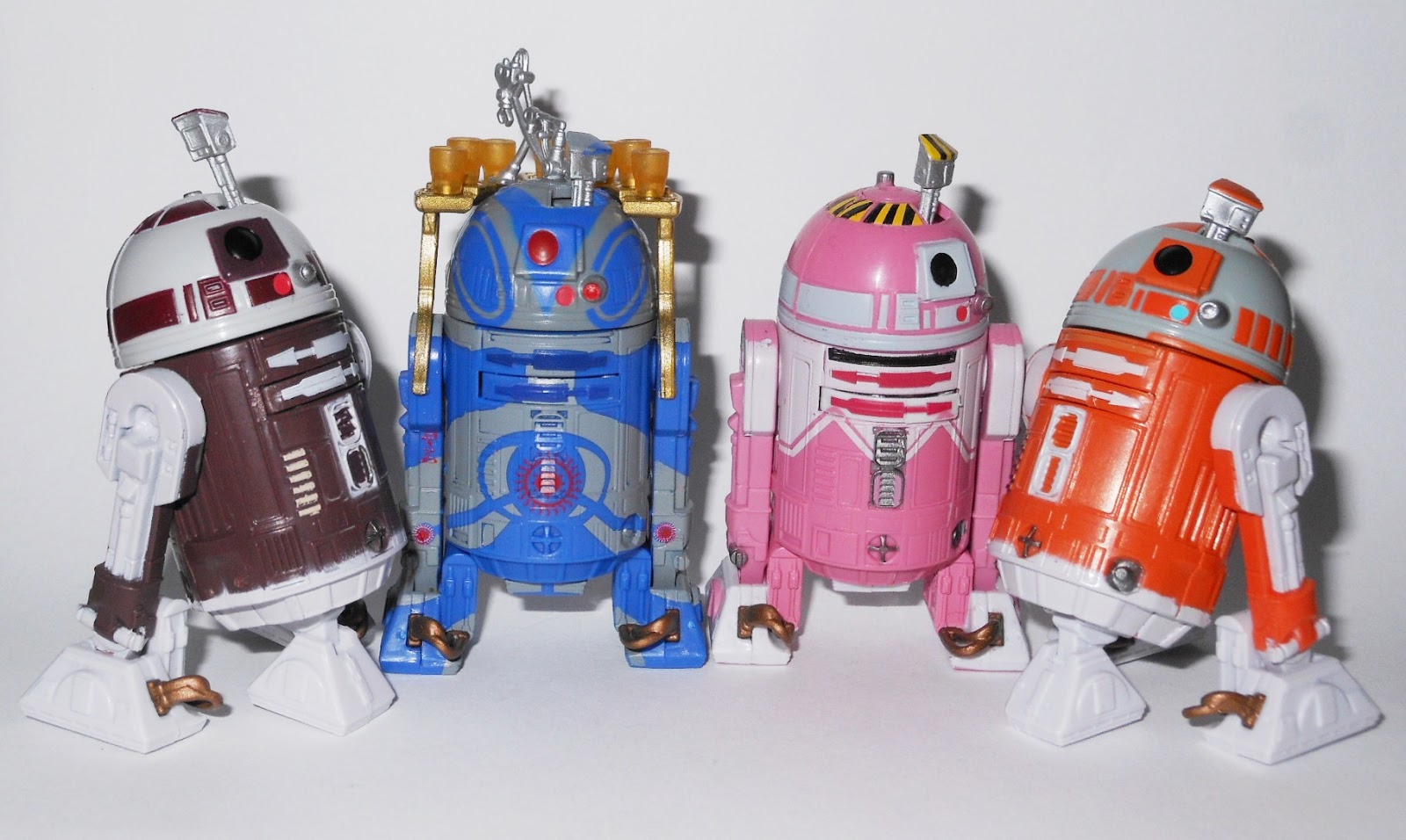 Figuras de Acción A Go-Gó: QT-KT, R2-C2, R7-D4 & R7-F5 (STAR WARS: THE ...