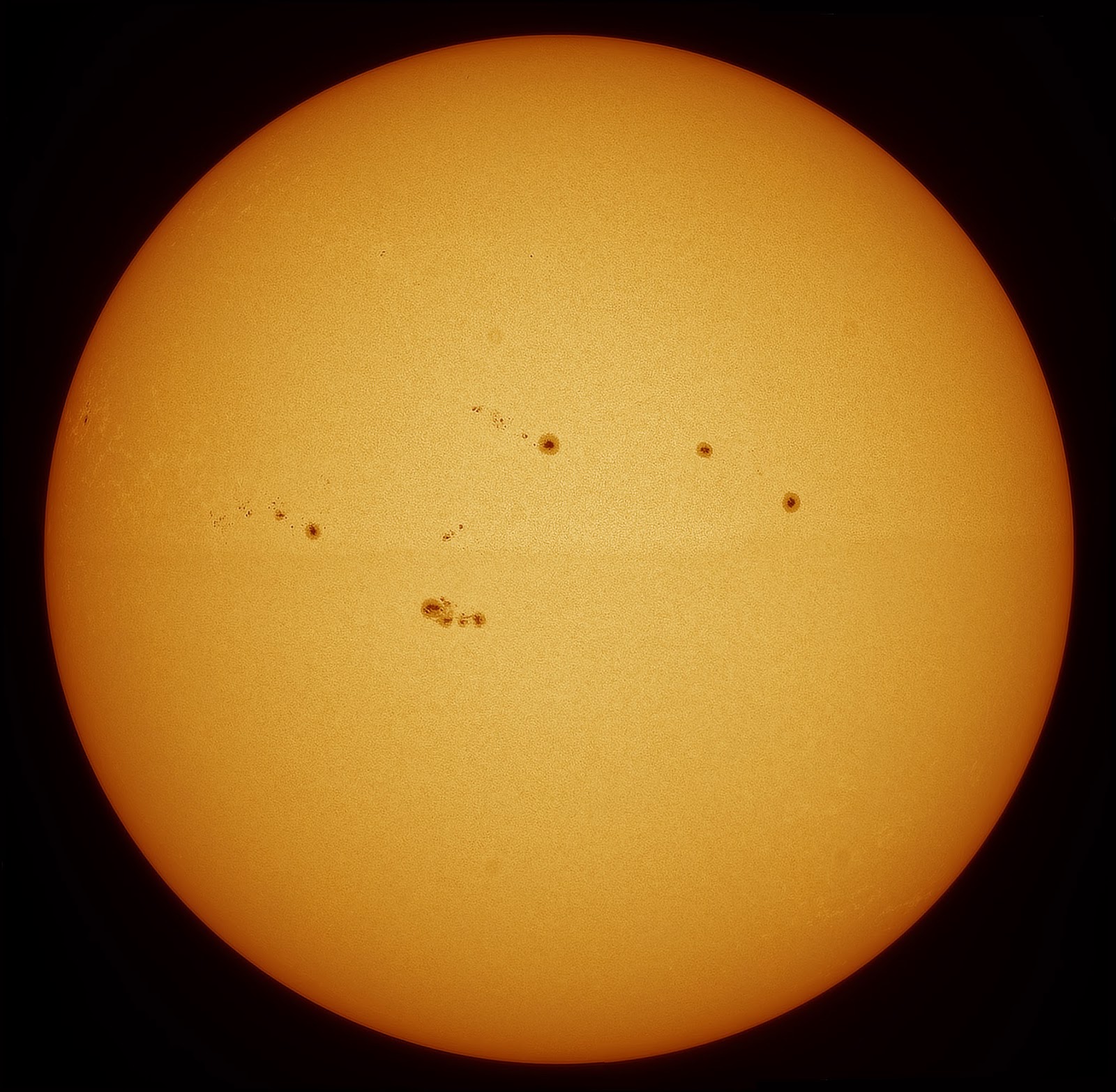 Brierley Hill Solar: Tuesdays Whitelight Sun 15th April