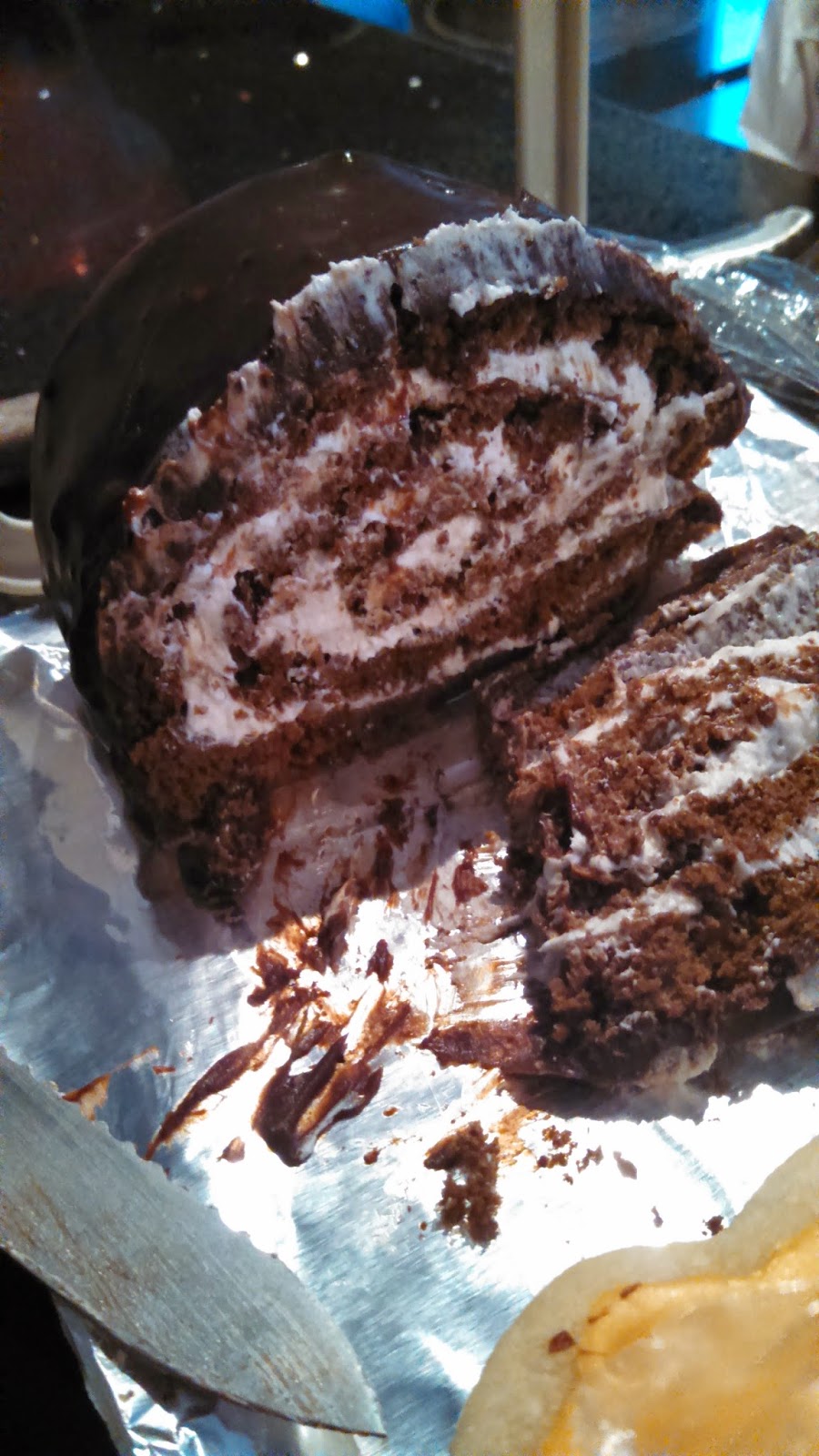 SimplyComfy: Giant Hoho (Swiss Cake Roll)