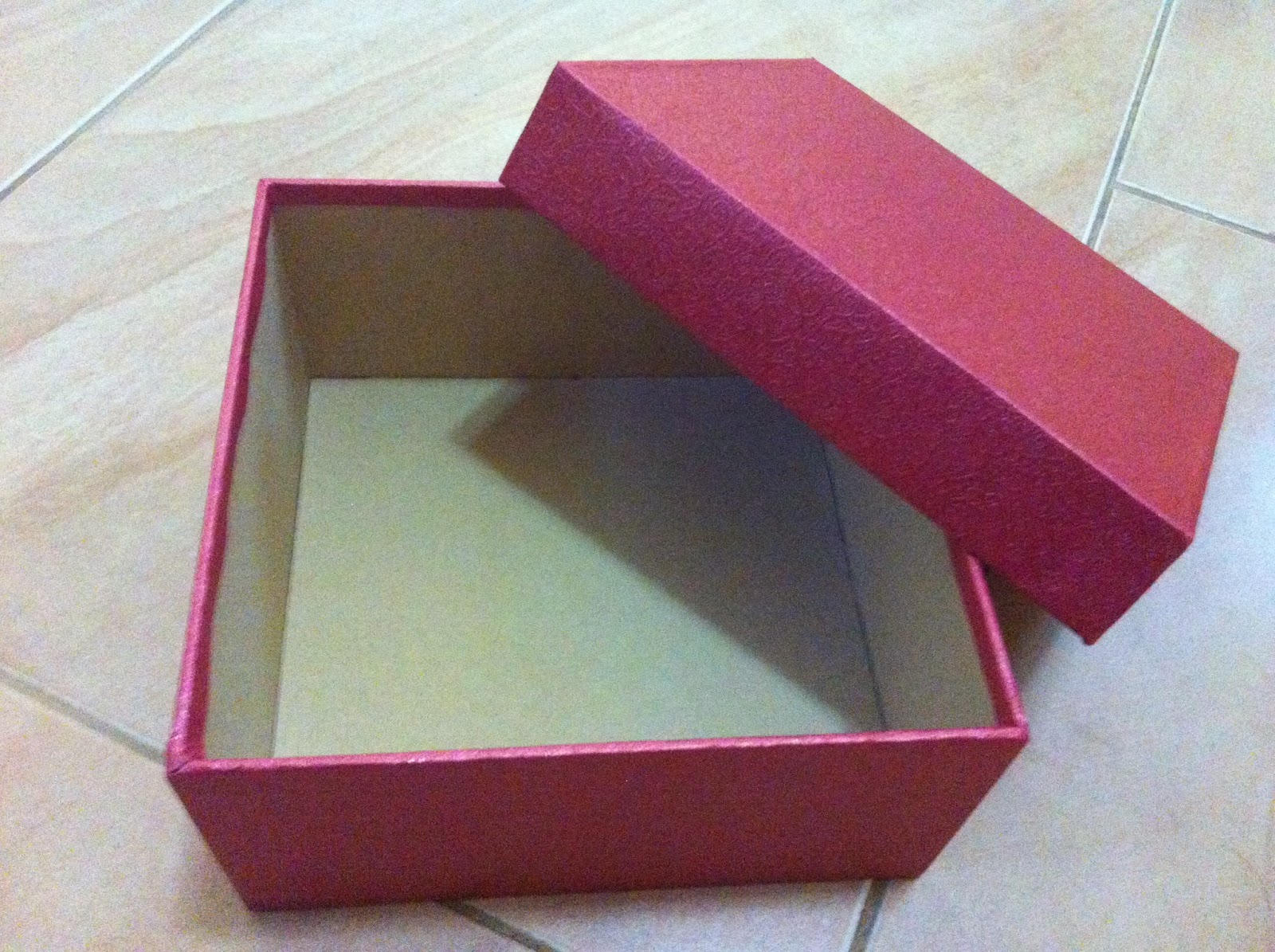 KOTAK KADO & HANTARAN, GIFT BOX, JEWELLERY BOX: GROSIR KOTAK KADO ...