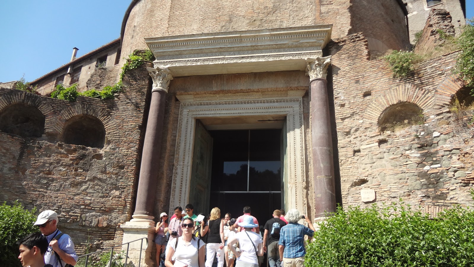 Entrances to Rome: Ancient Doorways (entry 2)
