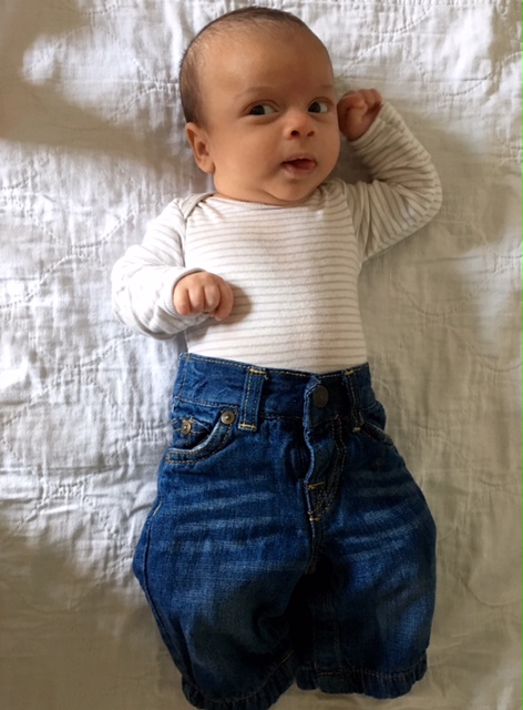 Love That Max : Profile of an anti-napping baby