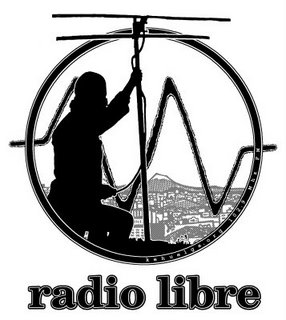 Pegados a la antena: ¿Qué es una radio libre?