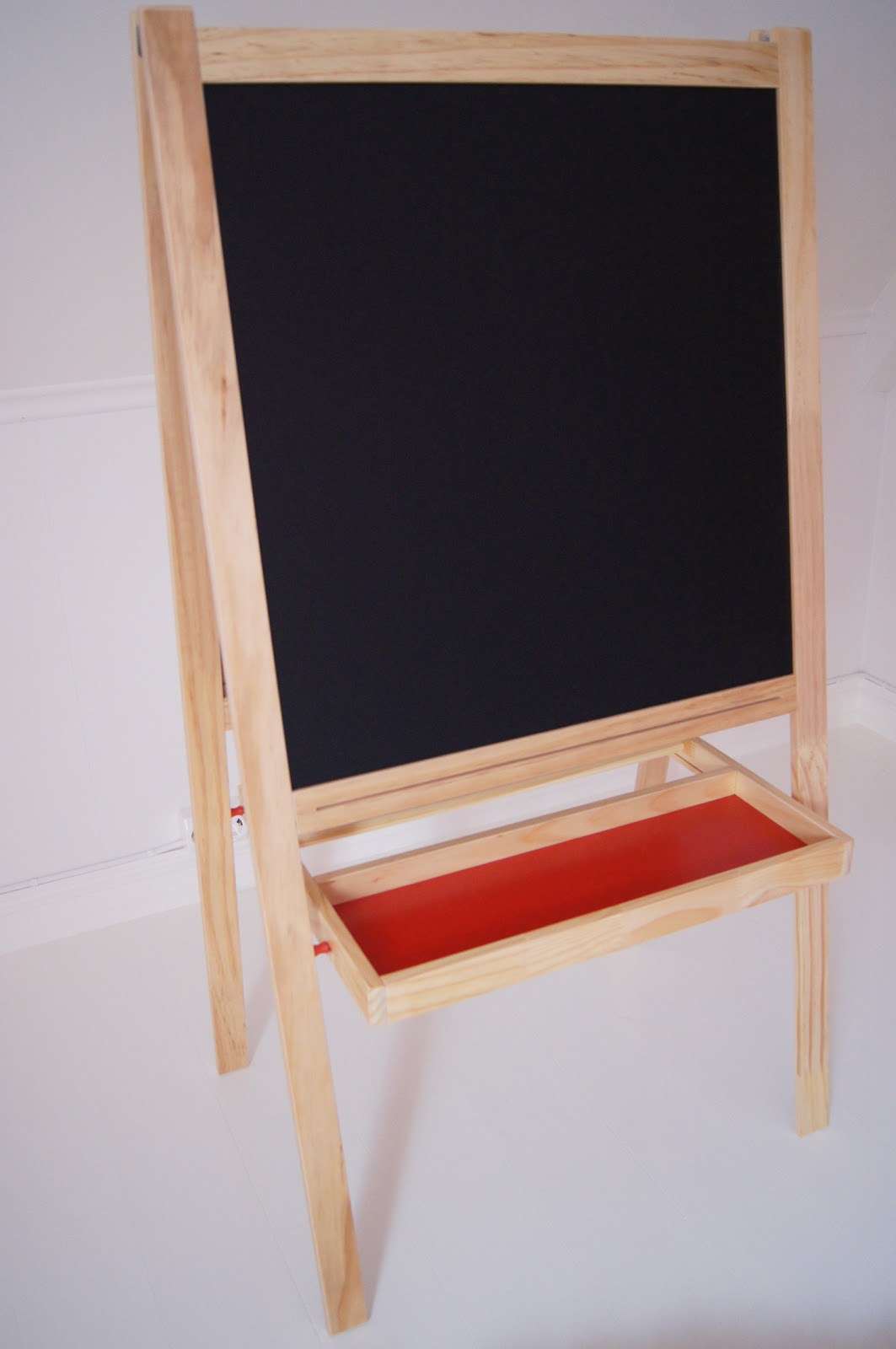 Mitt Lille Hjerte: Tavle på stativ