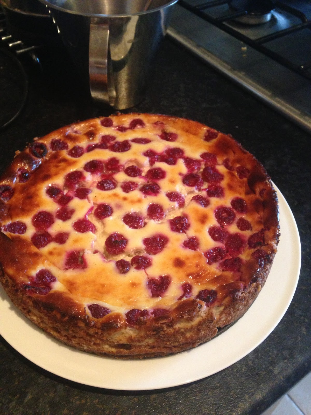 Queens of Tarts: Sarah's Raspberry Cheesecake