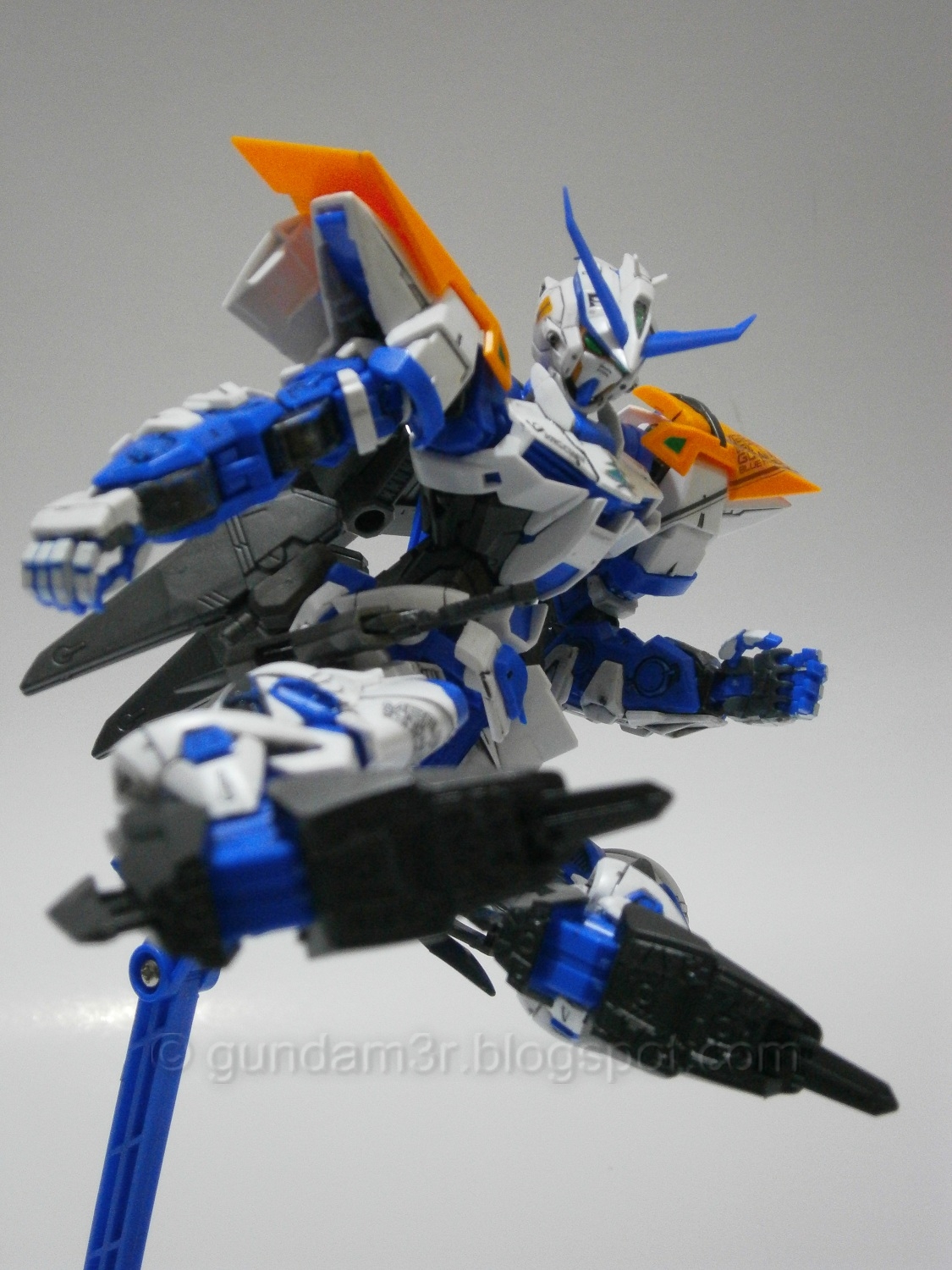Gundam Astray Blue Frame Second Revise MG Review Part 2