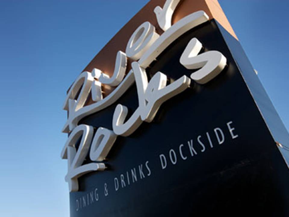 River Rocks Dining and Drinks Dockside: Two Restaurants for Two ...