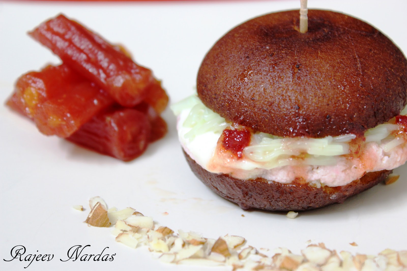 Manju's Food-Bite's: Dessert Burger