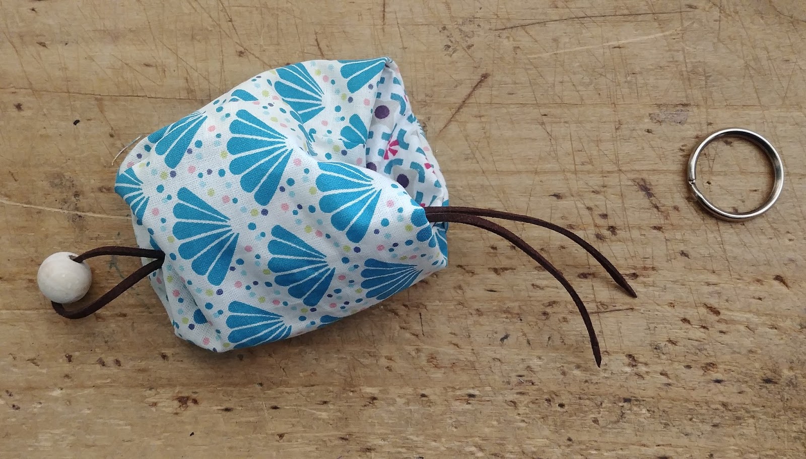 #tuto : Un porte clef malin - Les Aventures des Petits Pois