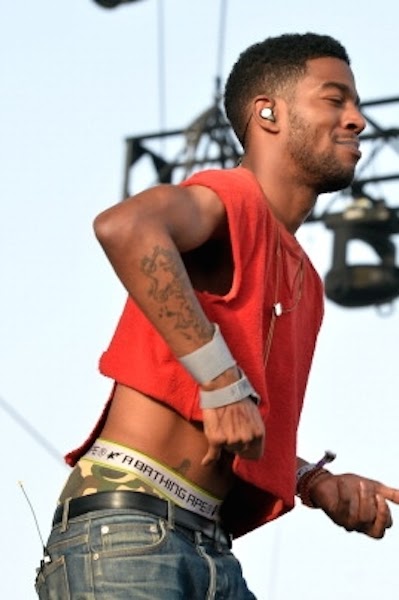 Celeb Saggers: Kid Cudi Sagging Camo Boxers