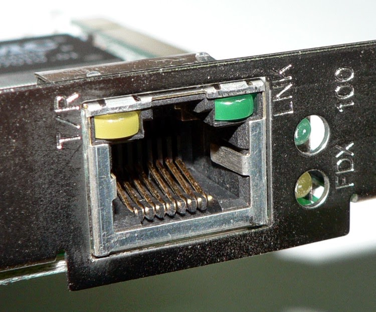 tarjeta madre y sus partes: Tipos De Puertos