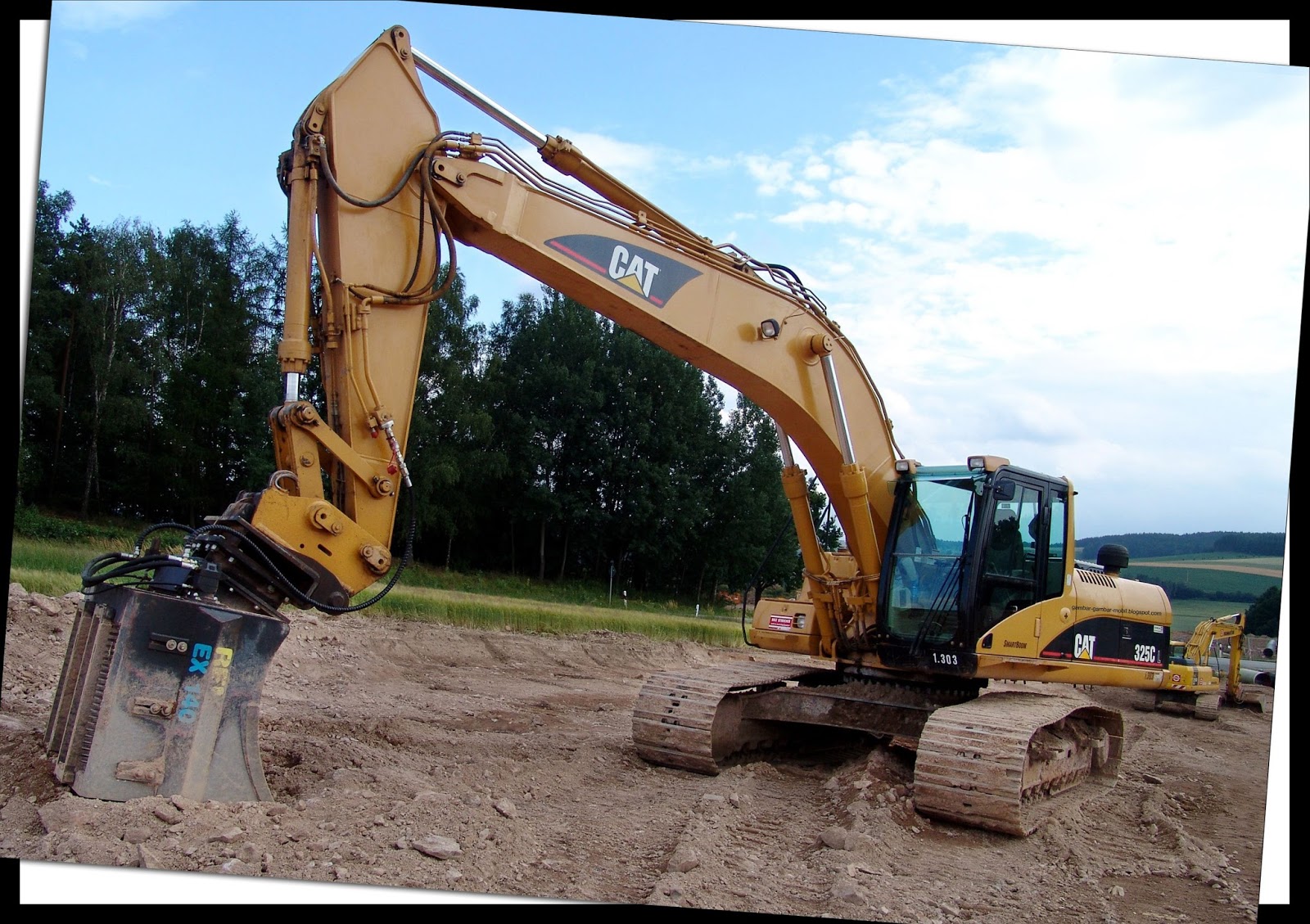 Foto Excavator Terbesar Di Dunia - Gambar Gambar Mobil