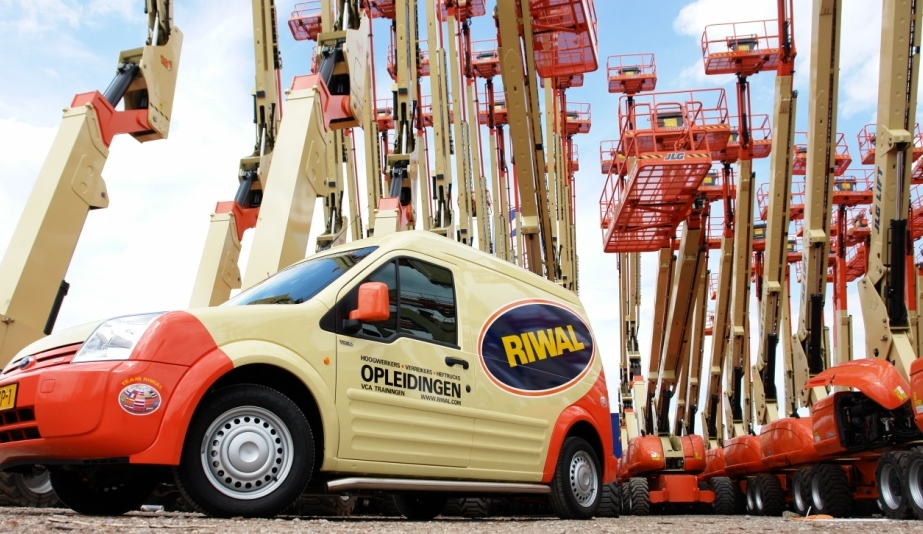 Riwal | Lift you up: Riwal Growth, Expansion and Internationalization