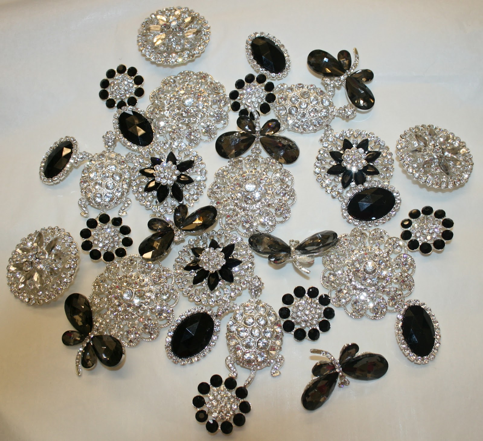 Kay's Flower School & Brooch Bouquet Training : New Brooches Arrive at ...