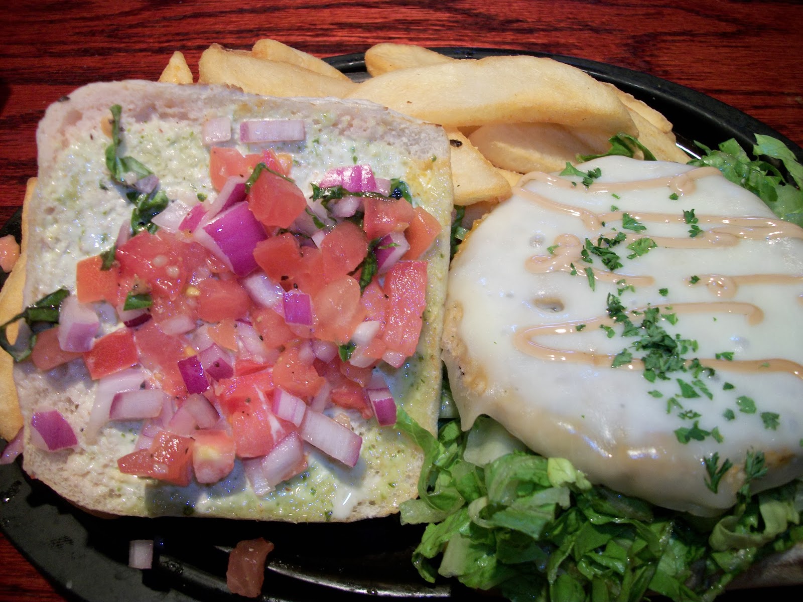 Almost Vegetarian: Where Can I Get a Veggie Burger? Red Robin, Burger ...