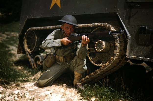45 Amazing Color Photos of the U.S. Home Front During World War II ...