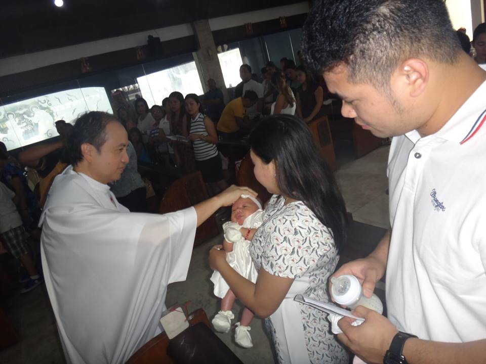 Adventures of Luzzie : Baptism Culture in the Philippines
