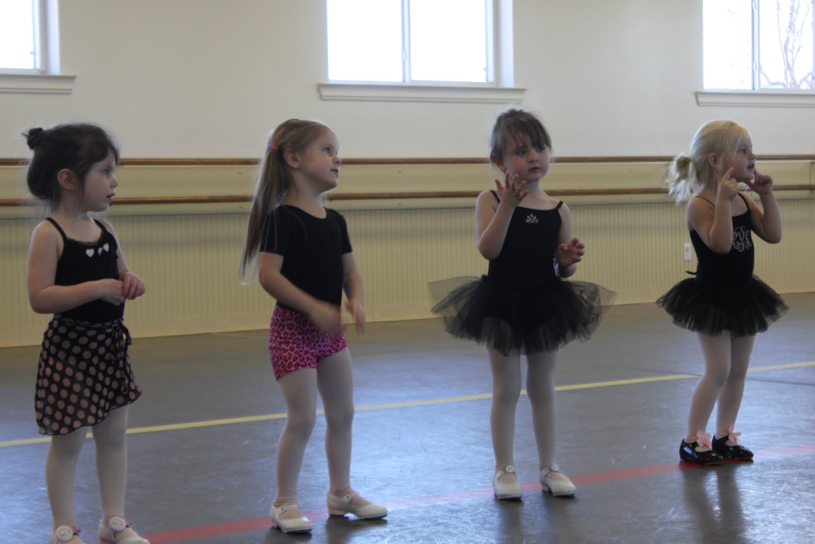 Mojoy: Gabbi's Dance class with Miss Linda Lou