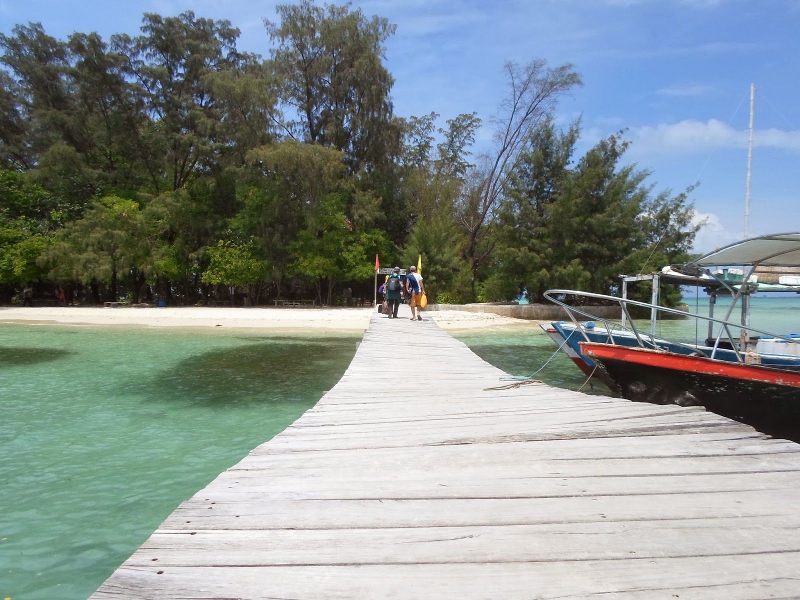 Camping Pulau Semak Daun - Untold Story
