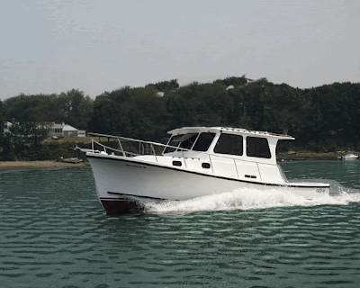 Eastern Boats 31: Eastern Boats 31 Exterior
