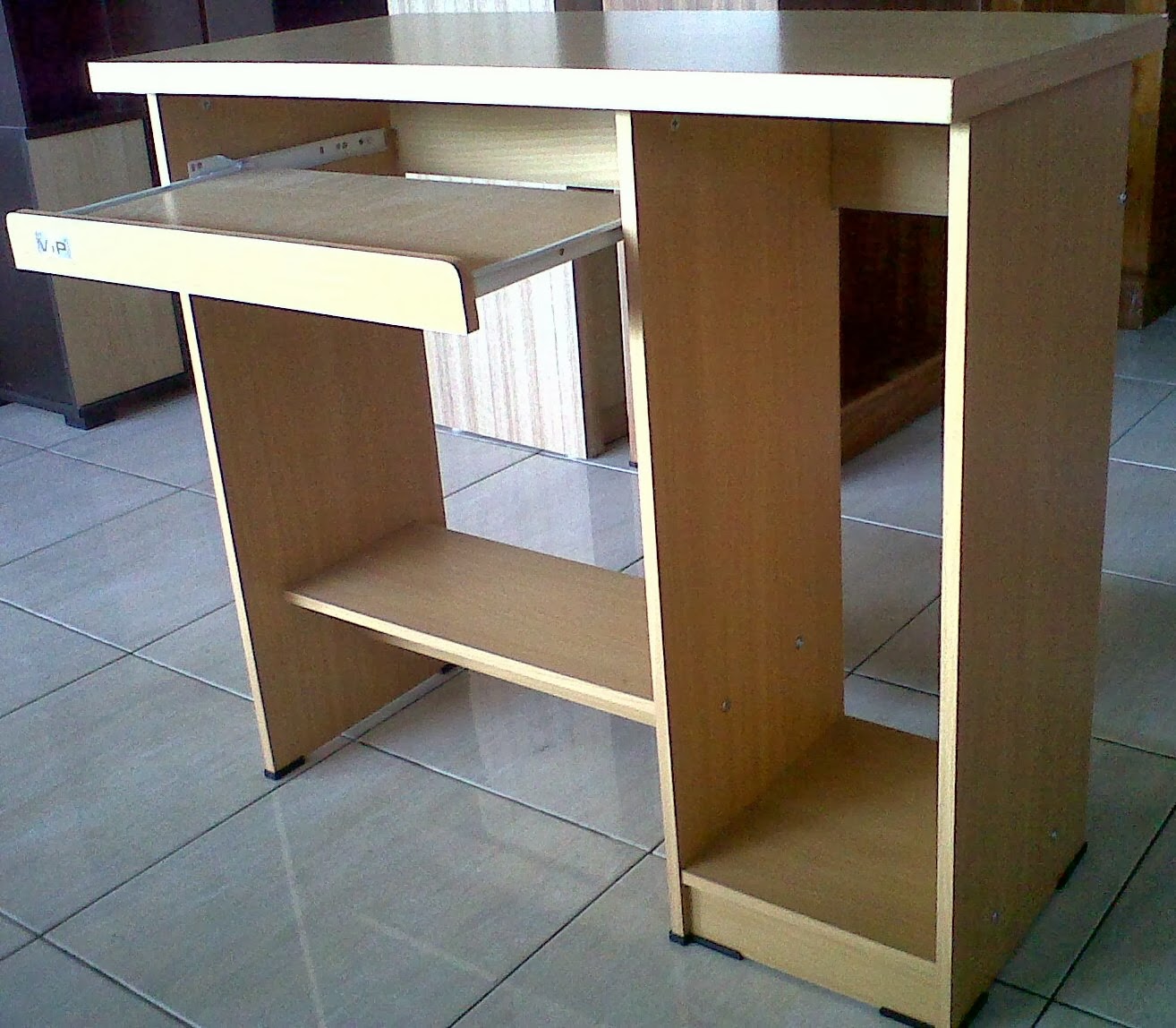 MEJA KOMPUTER VIP 76 HARGA RP 200.000 ~ DM MEBEL JOGJA - Pusatnya Mebel ...