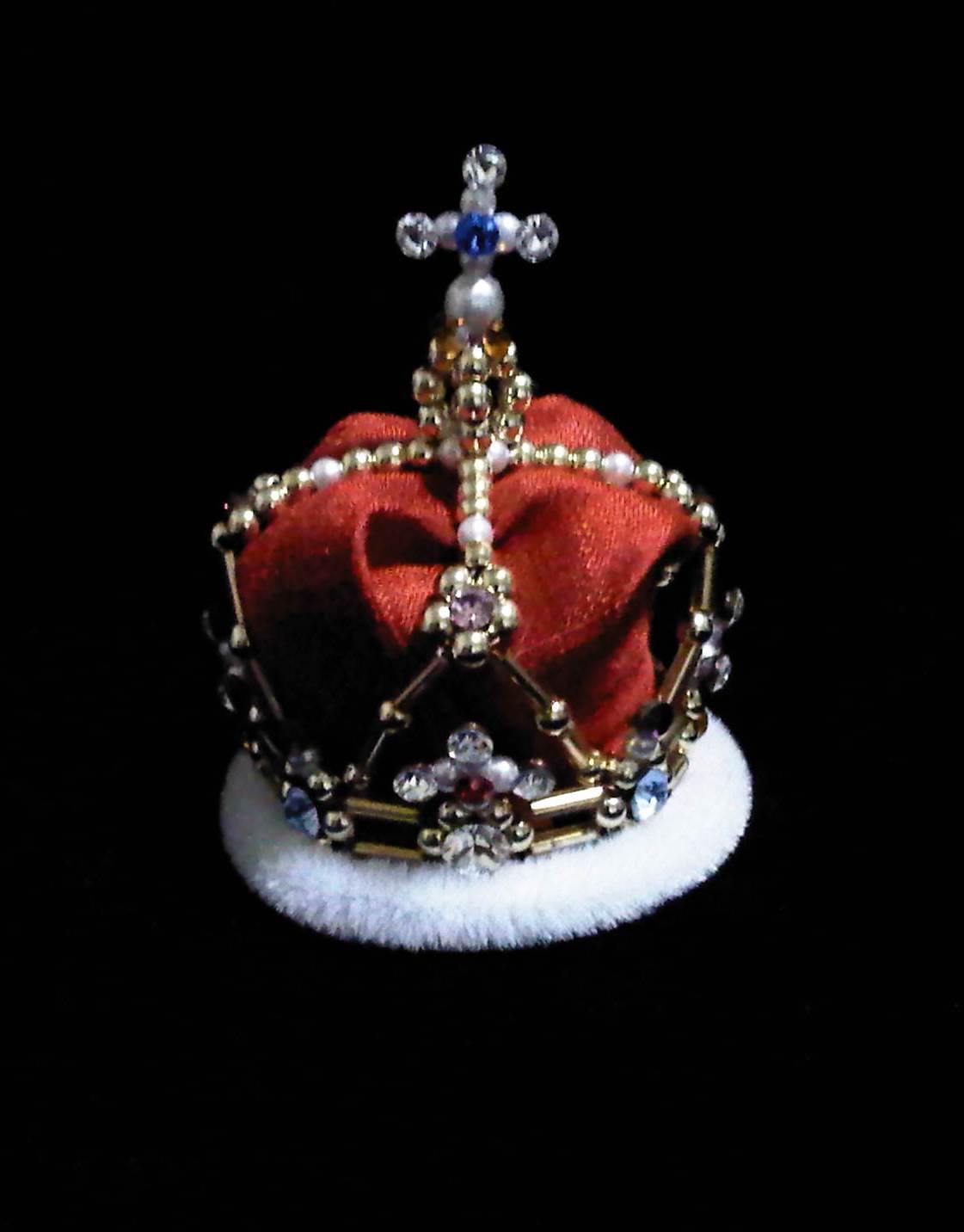 The World of Daniel: Fascinating Friday (Royal Crowns as a Concept)