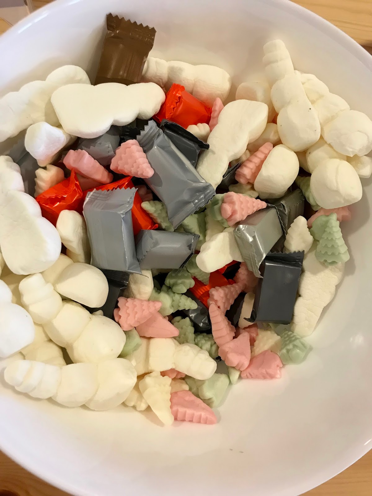 s.m.i.l.e: Luciafika