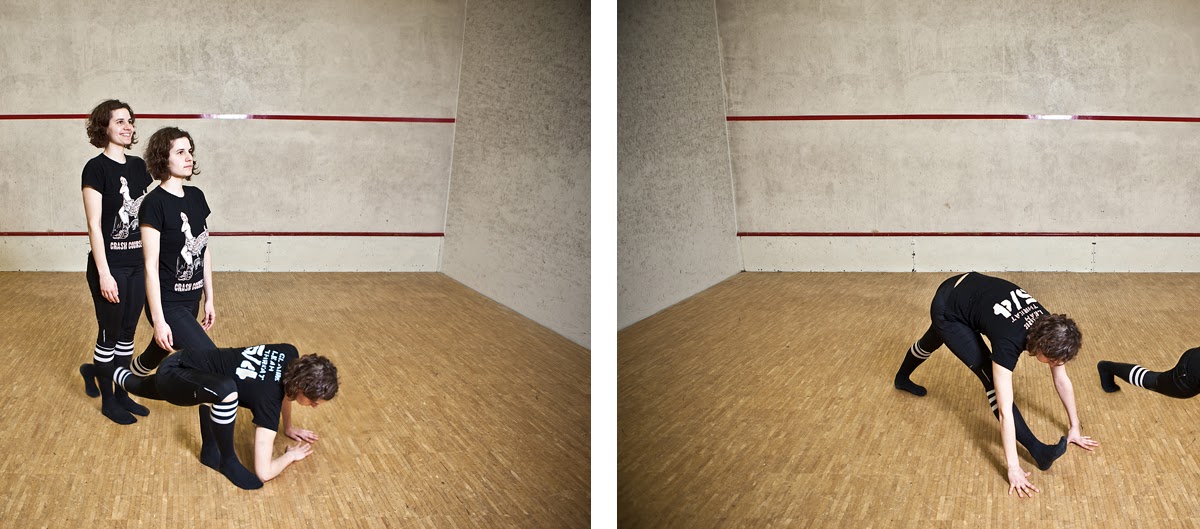 All Derby Drills: Dynamic stretching: Forward Lunge / Forearm-to-Instep