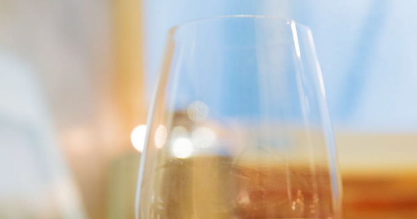 Baú do Luizinho: Conheça o novo vinho azul