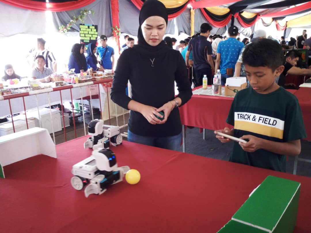 Gambar - Gambar Aktiviti STEM sempena Program Gerak Usahawan Kampus 2018