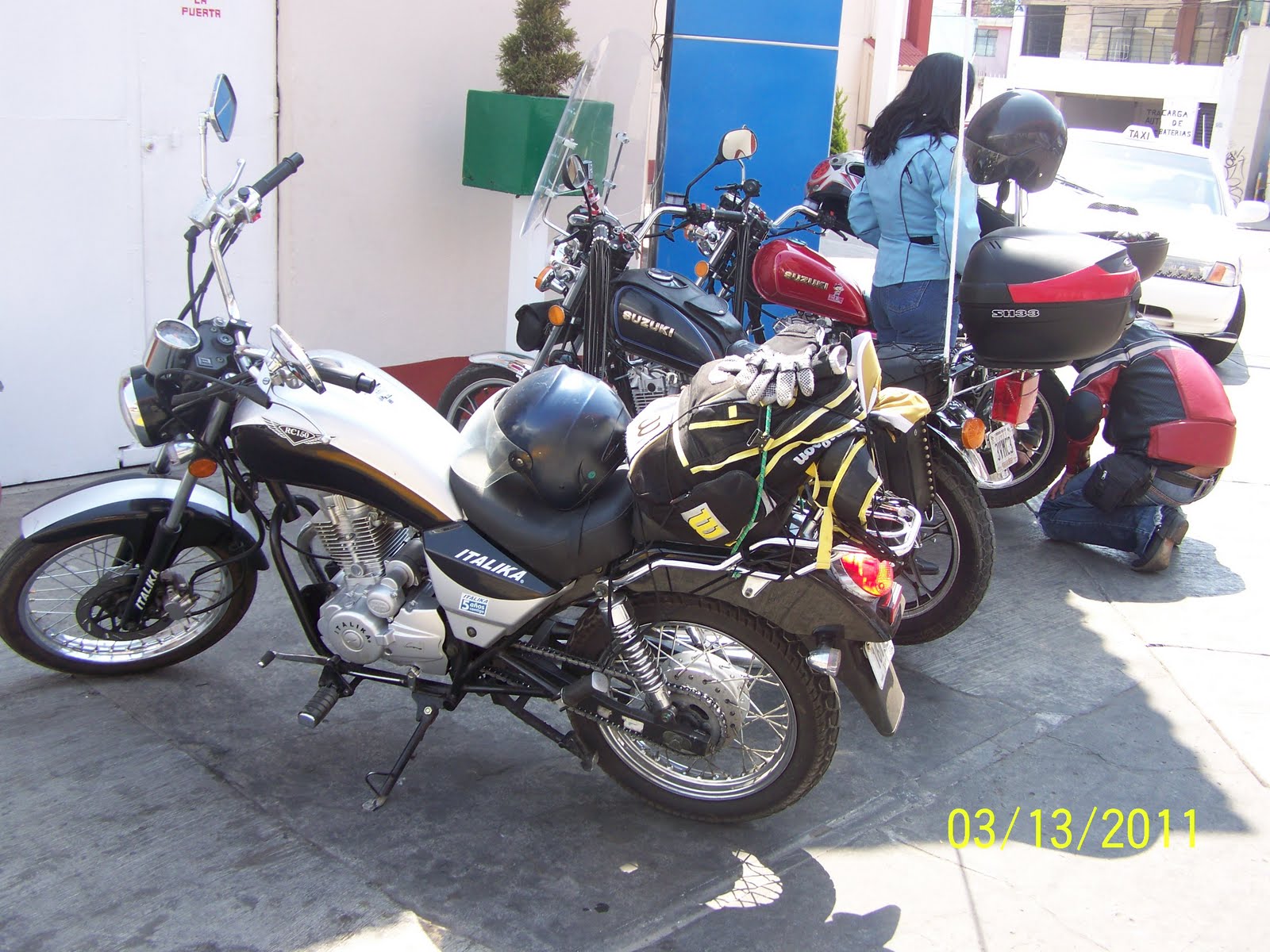 Gunman en ITALIKA RC-150