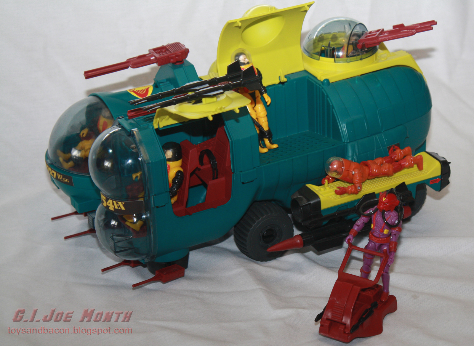 Toys and Bacon: Figure Friday: Cobra BUGG