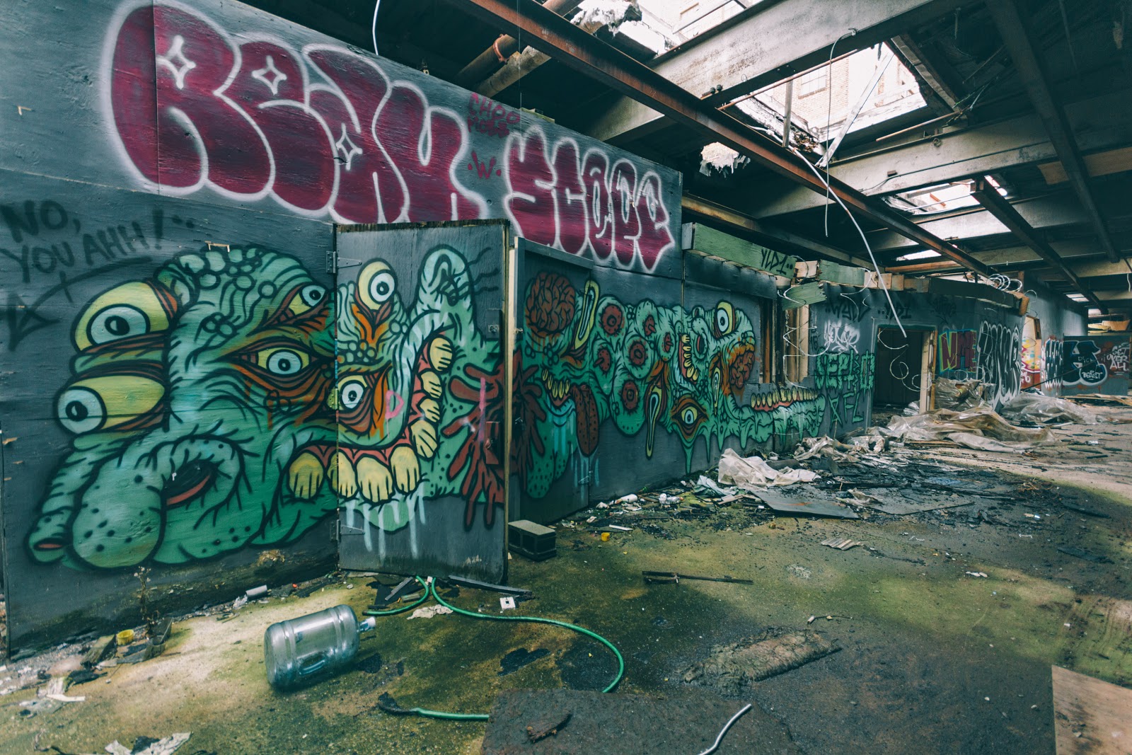 Archives #5: Best Graffiti Piece of 2017