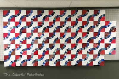 The Colorful Fabriholic: Snake Quilt Tutorial