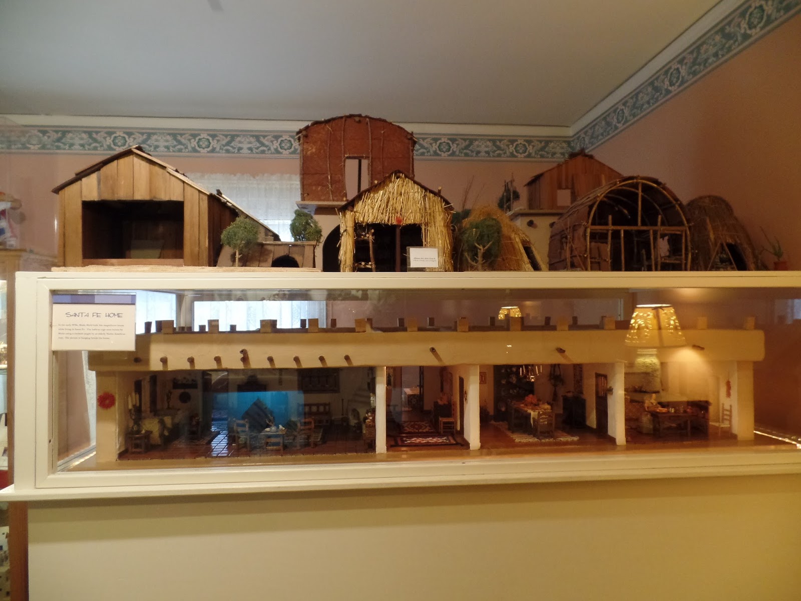 Itty Bitty Adventures: Miniature Monday: Denver Museum of Miniatures ...