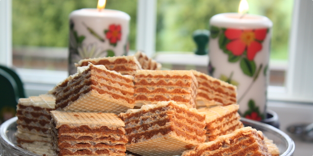 OBLATNE ZA PAR MINUTA SA FILOM KOJI JE KAŽU NAJUKUSNIJI ZA OBLATNE. VI ...