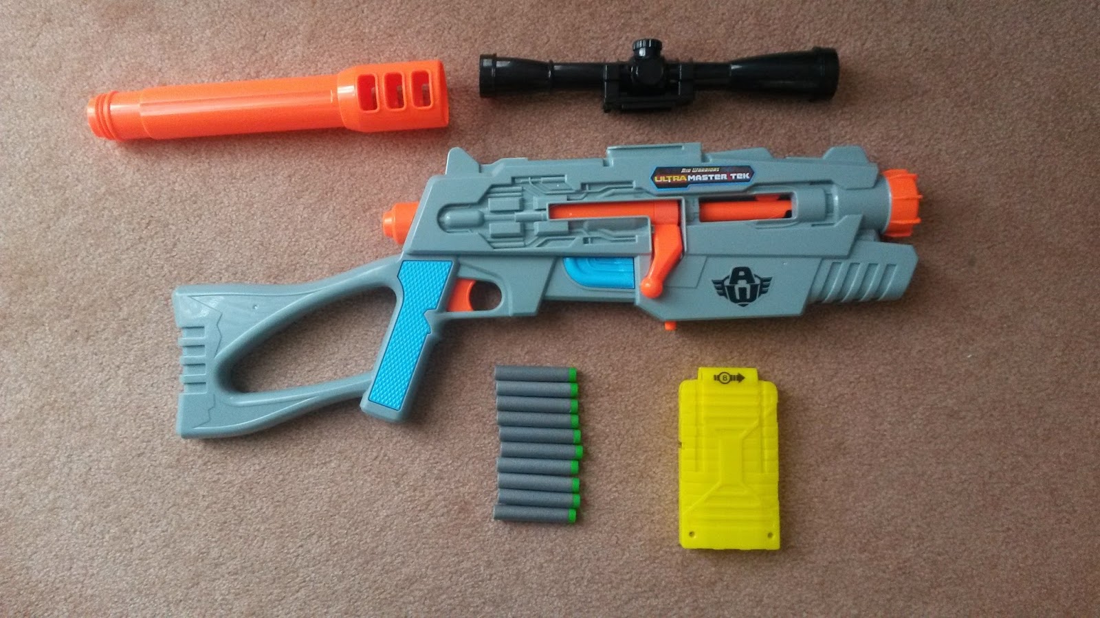Outback Nerf: Review: Buzz Bee Ultra Master Tek/Snipe (15m Aus) + Internals