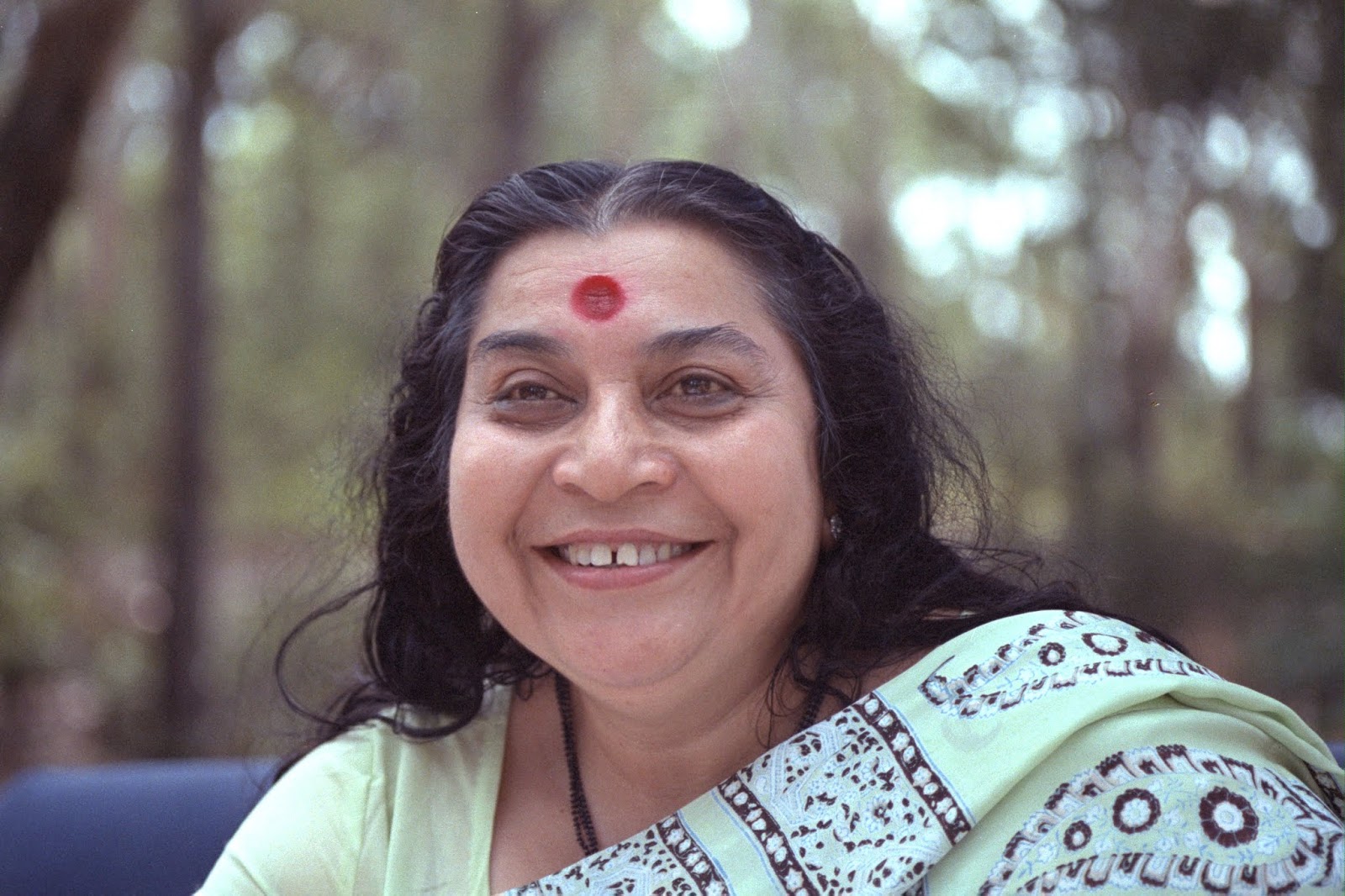 The 1000 yogis: Shri Mataji meditations