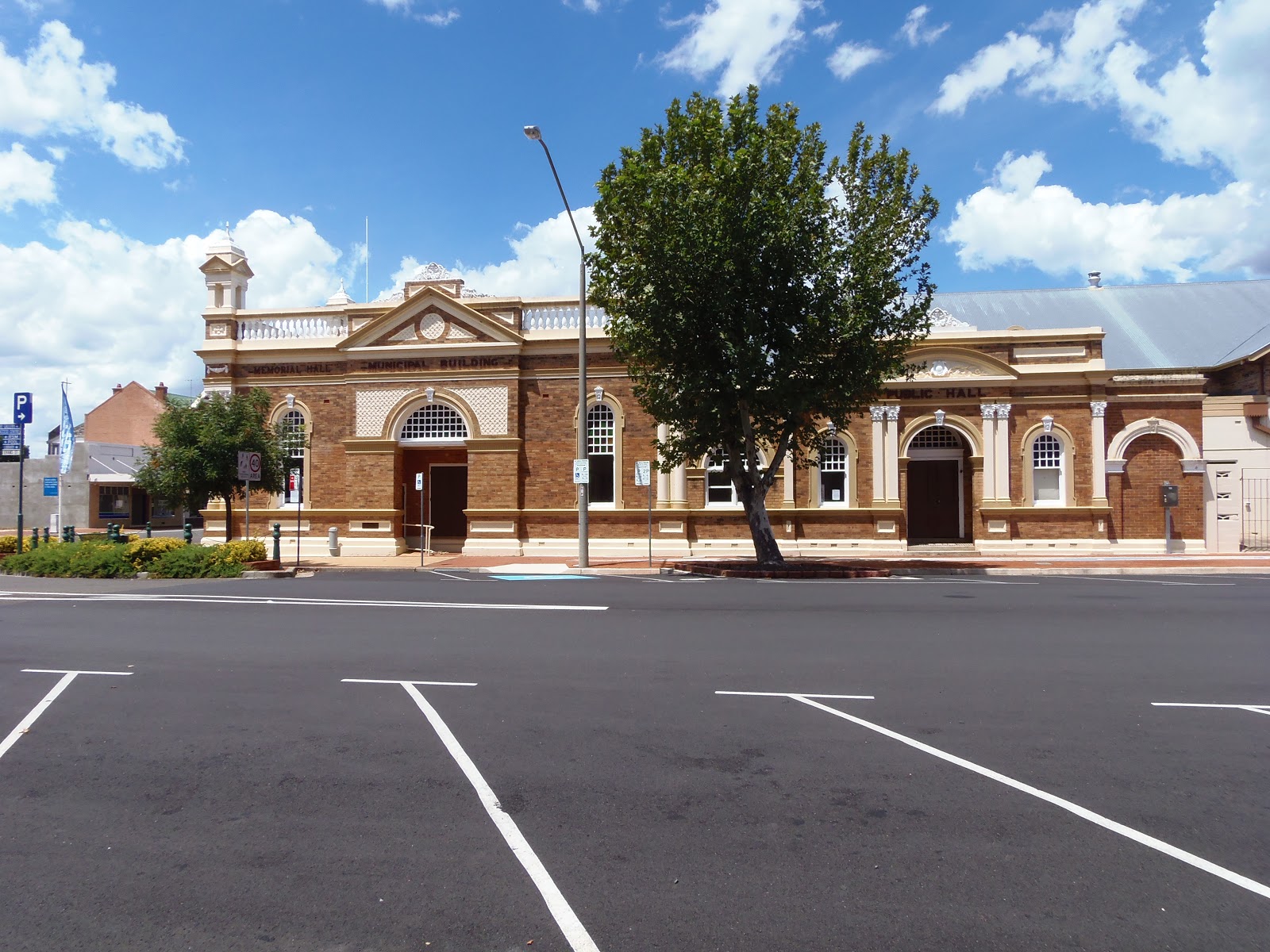 Solo Steve On The Road: INVERELL NSW THE SAPPHIRE CITY