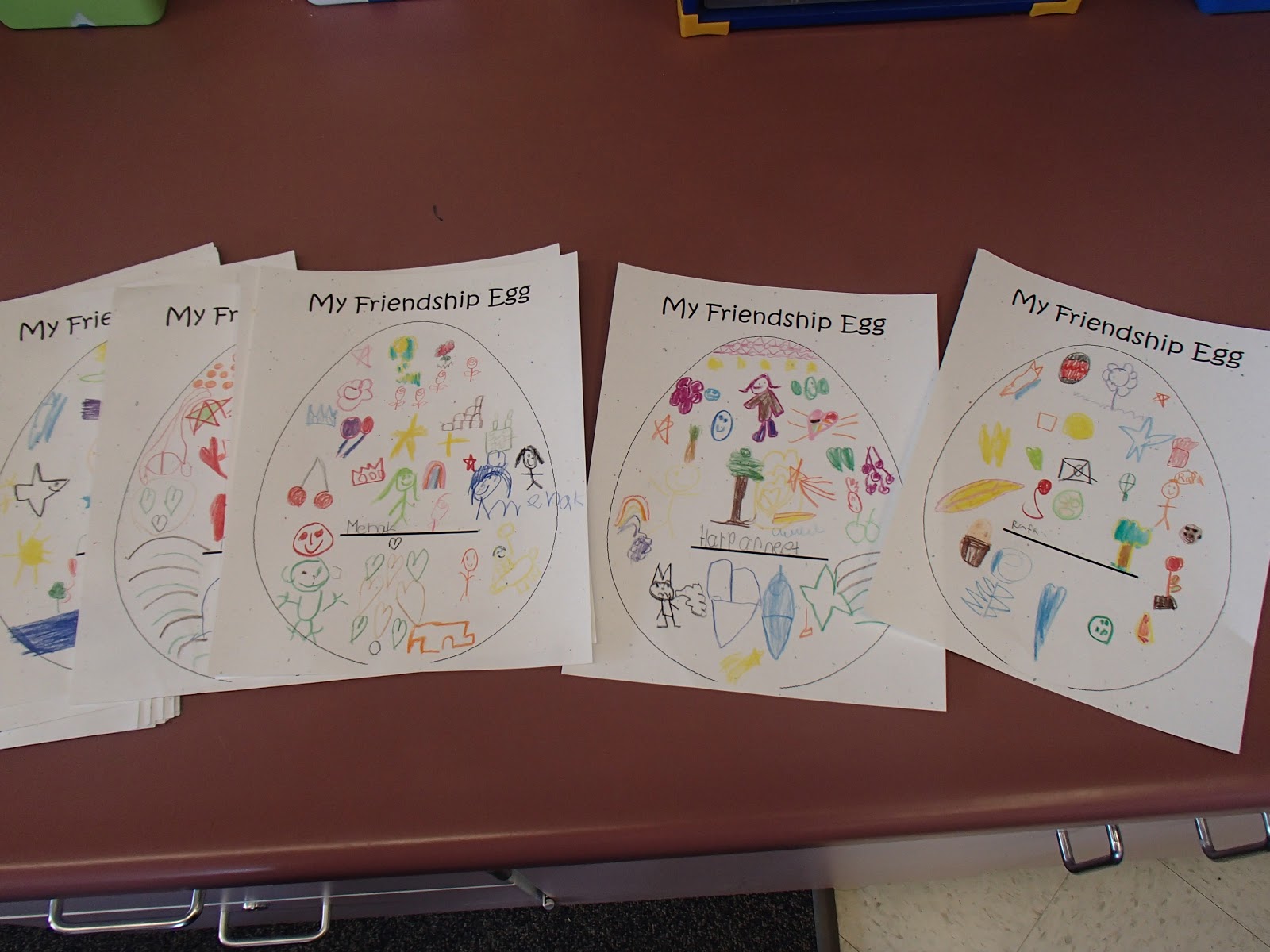 Life on Summerwood Blvd: The Friendship Egg