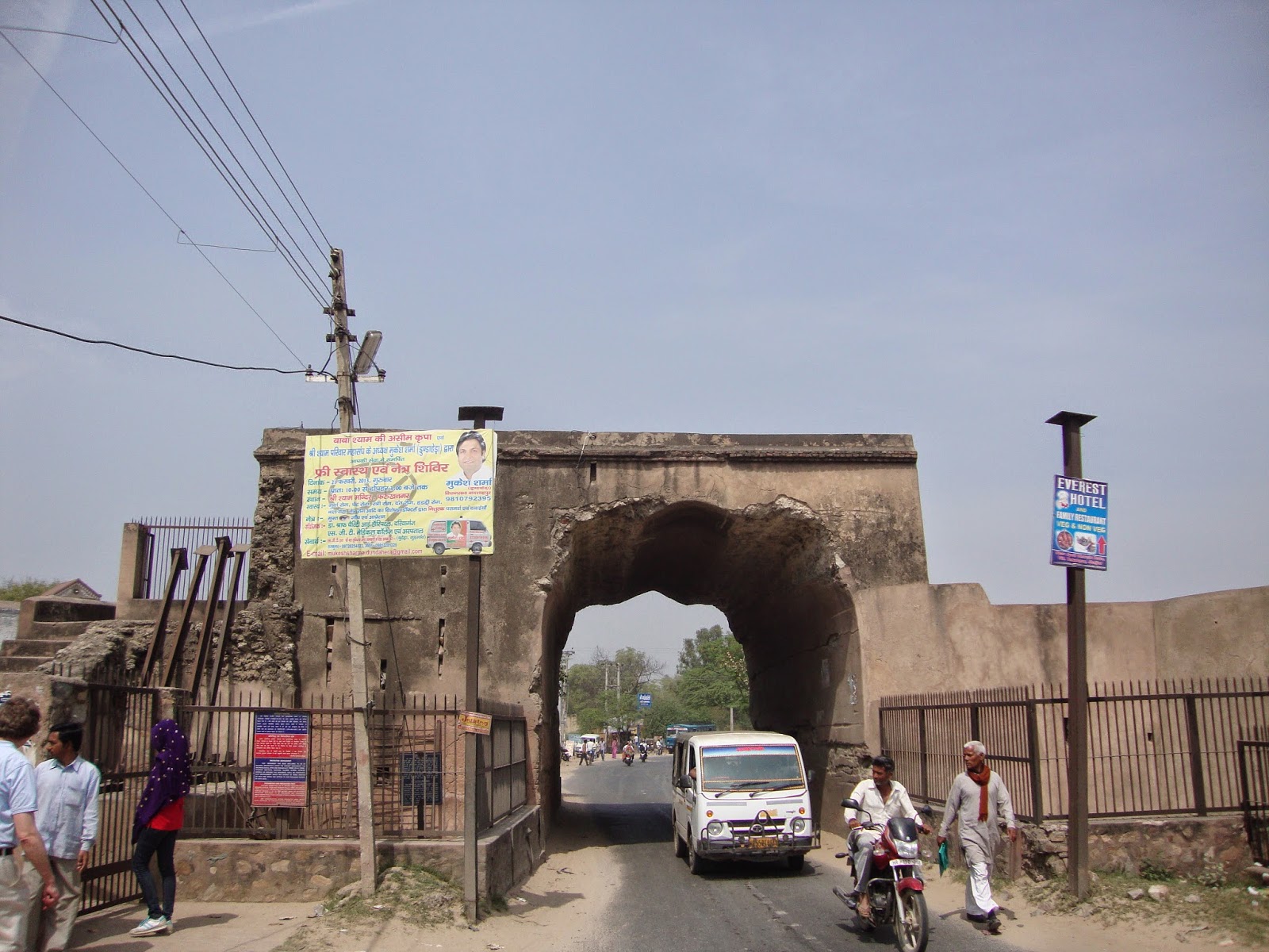 Climber & Explorer: The Gates of Farrukhnagar - Dilli Dawaza & Jhajjar ...