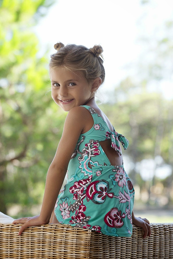Blog moda infantil: *MARI CRUZ MODA INFANTIL Colección Baño Verano 2015*