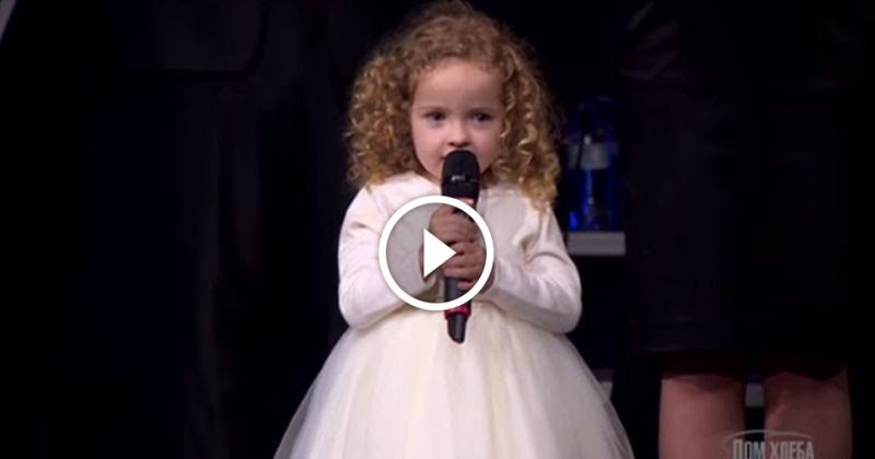 Breathtaking Performance of 4 Year Old Hayley Jones Singing " Jesus At ...