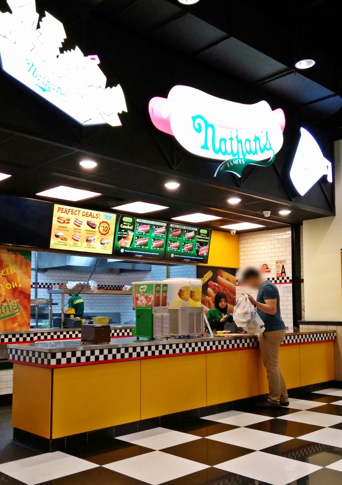 Venoth's Culinary Adventures: Nathan's Famous @ Putrajaya, Malaysia