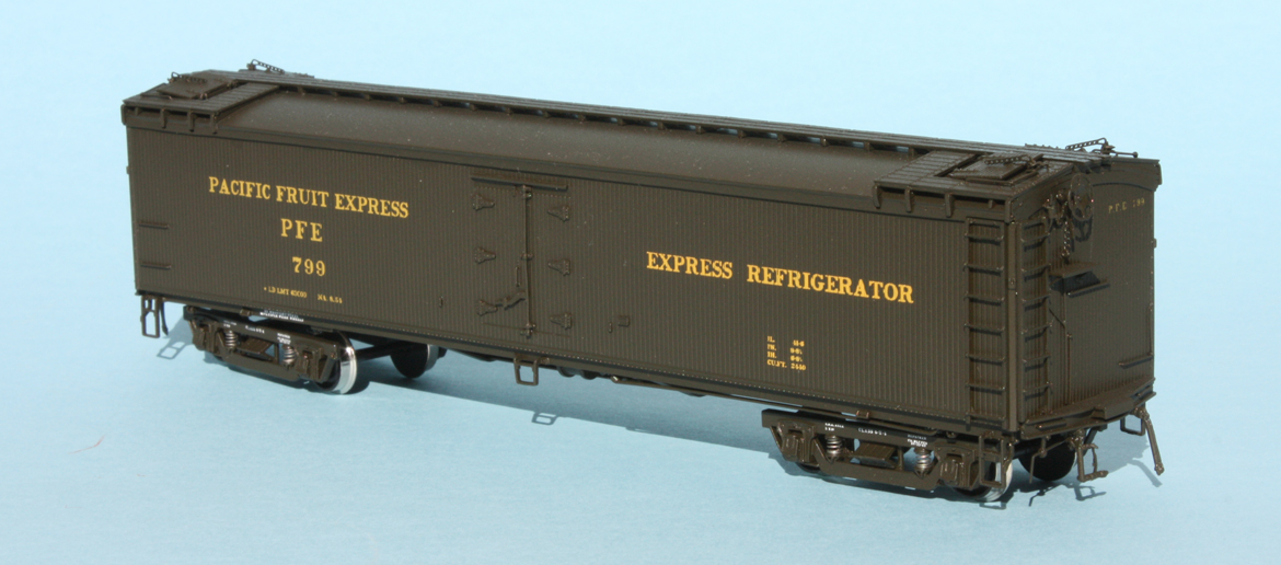 modeling the SP: PFE express reefers, Part 2